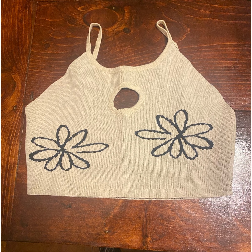 Super Cute Crop Top! - Gem